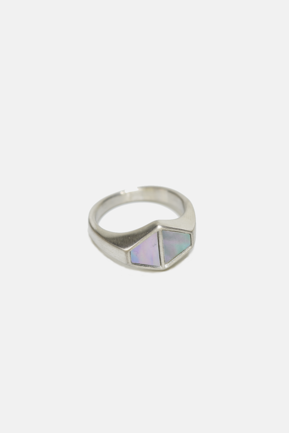 Black Shell Duo Triangles Ring